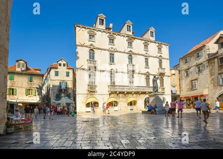 Fruit square in Split, Croatia Stock Photo - Alamy