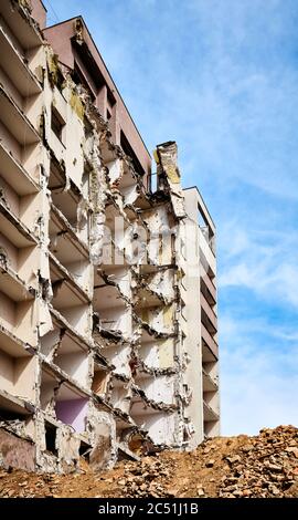 High-rise building with blue sky background Stock Photo - Alamy