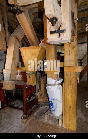 Windmill "Ursula" in Barlt: interior, district of Dithmarschen ...