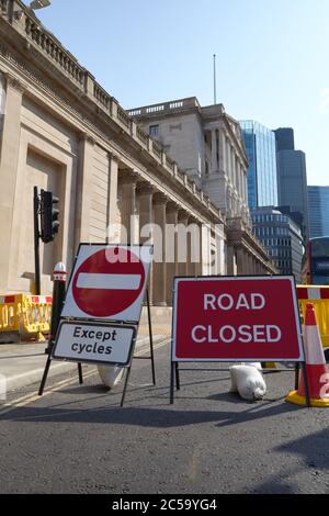 "No Entry" sign "Except cycles", UK Stock Photo - Alamy