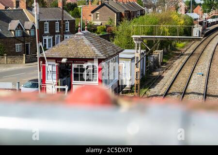 OAKHAM, RUTLAND/ENGLAND – April 8 2020: Oakham railway signal box- view ...