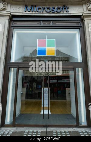 Microsoft Store, London, UK Stock Photo - Alamy