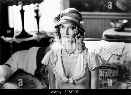 RAMBLING ROSE, Laura Dern, 1991 Stock Photo - Alamy