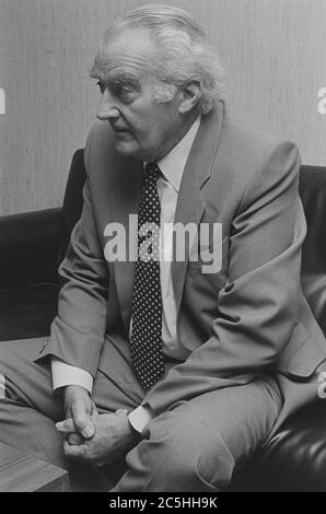 Basil Davidson 1984 Stock Photo - Alamy