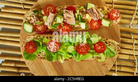 Pan Bagnat - Le French Tuna Salad Sandwich Stock Photo - Alamy
