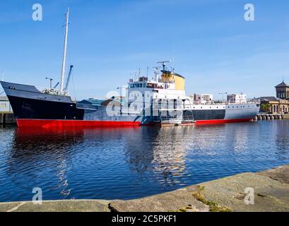 Fingal Edinburgh lighthouse tender under conversion into luxury ...