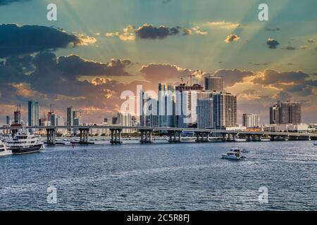 Miami The skyline of Miami across Biscayne Bay at dusk Stock Photo - Alamy