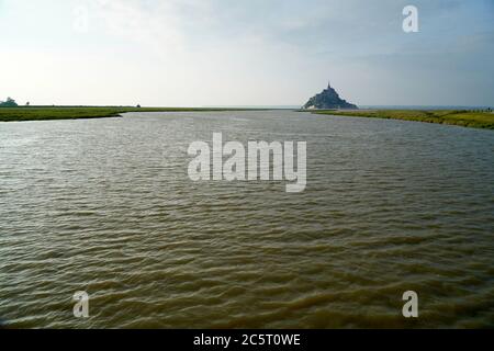 Mont St Michel with full Couesnon River Stock Photo - Alamy