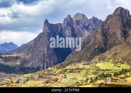 Zhagana, a hidden Tibetan village in the mountains, in Gansu Province ...
