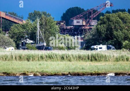 V2 Rocket, Peenemunde Army Research Center, Information Centre for ...