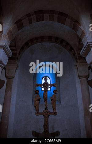 Tomb of the Salian dynasty, crypt, largest Romanesque columned hall in ...