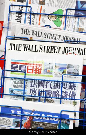 The Wall Street Journal editor-in-chief Matt Murray, left, and WSJ ...