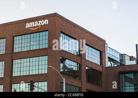 Amazon Corporate Office Building in Sunnyvale, California USA Stock ...