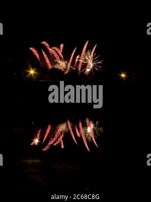 Fireworks, festivities, finale, 4th of July, Independence Day, Guy ...