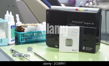 Ankylos surgical kit Stock Photo - Alamy