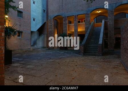 Venedig, Giudecca, Wohnbauten von Gino Valle // Venice, Giudecca ...