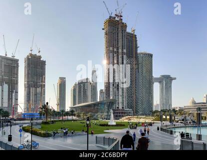 Downtown Dubai landmarks and attractions - View of Burj Khalifa and ...