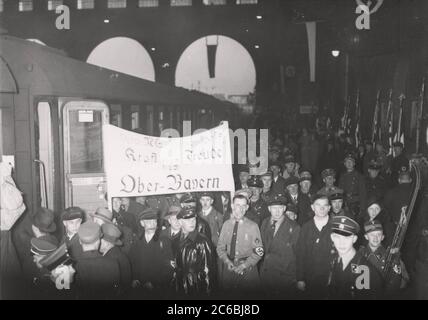 Strength through joy holiday train to Bavaria Heinrich Hoffmann ...