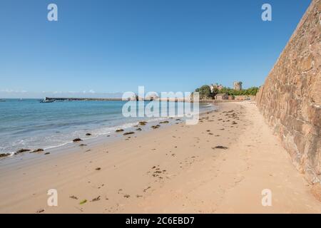 La Rocque Harbour, (Beach) Grouville, Jersey, Channel Islands Stock ...