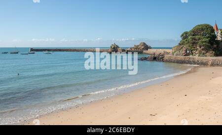 La Rocque Harbour, (Beach) Grouville, Jersey, Channel Islands, slipway ...