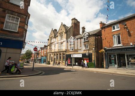 belper high street derbyshire uk rural town center Stock Photo - Alamy