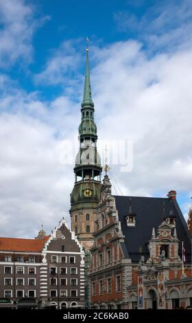 Central Riga square with house of Blackheads , Latvia Stock Photo - Alamy