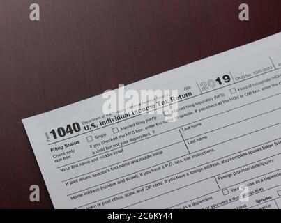 US federal income tax return form 1040 Stock Photo - Alamy