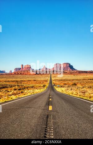 Monument valley at sunny day Stock Photo - Alamy