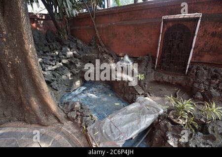 Rock Garden of Acharya Bhaban (built in 1902). Residence of Sir ...