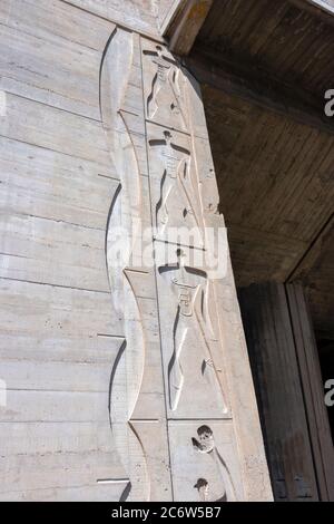 detail of concrete gliph of Modulor Man at Unité d'habitation Cite ...