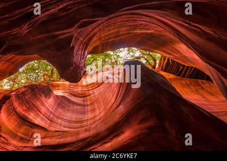 --File--Yucha Grand Canyon satndstone is pictured in Yan'an city ...