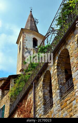 Castle of the Lizard, Apricale, Imperia, Liguria, Italy Stock Photo - Alamy