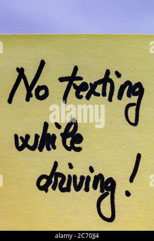 No Texting While Driving Sticker on car, USA Stock Photo - Alamy