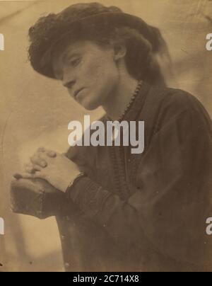 Victorian mourning dress 1875 Stock Photo - Alamy
