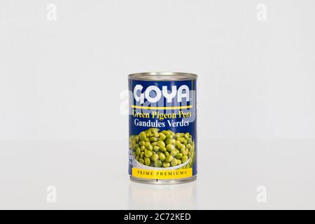 Latinos boycott Goya Foods after company president, Bob Unanue, makes ...