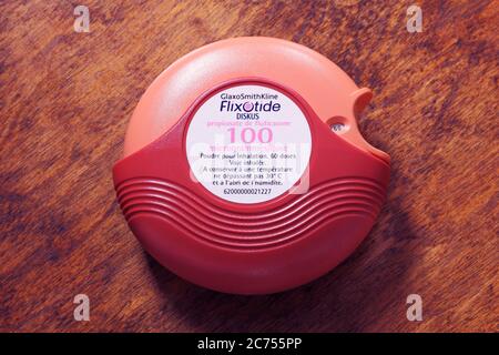 Flixotide Inhaler for Asthma Stock Photo - Alamy