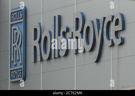 Rolls Royce logo on the side of a aircraft jet engine Stock Photo - Alamy