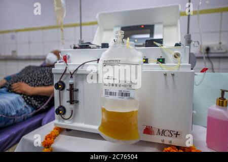 blood plasma separating Stock Photo - Alamy