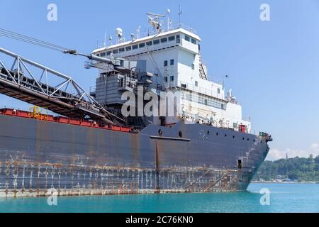 Great Lakes Bulk Carrier Vessel Algoma Enterprise Loading With Salt At ...
