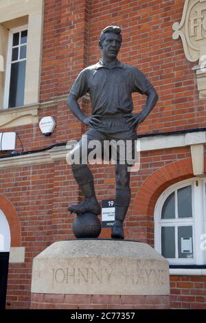 Statue of footballer Johnny Haynes outside Craven Cottage home of ...