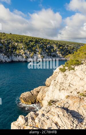 Calanques of Port Pin with boat, Cassis, France Stock Photo - Alamy