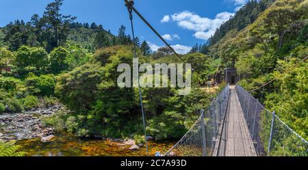 Footbridge over the Waitawheta River, Karangahake Gorge Historic ...