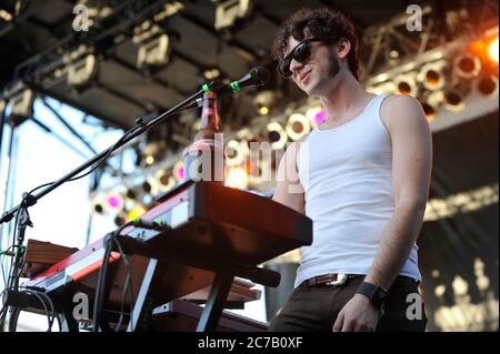 Ben Goldwasser of MGMT performing at the 2008 San Diego Street Scene ...