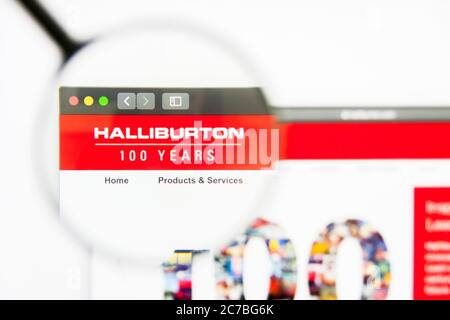 Halliburton icon logo Stock Photo - Alamy