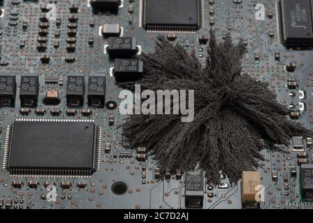 Magnetic fields passing through Mac computer PC boards where iron ...