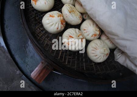 Chinese traditional style bamboo steamer closeup view Stock Photo - Alamy