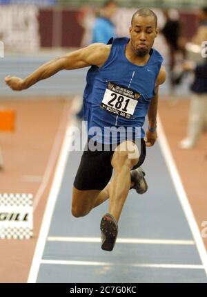 CHAUNTE HOWARD HIGH JUMP USA OLYMPIC STADIUM HELSINKI FINLAND 08 August ...