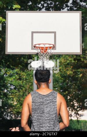 Ready to play basketball Stock Photo - Alamy
