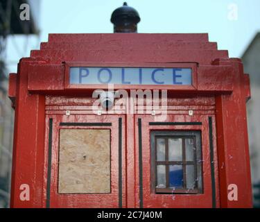 Glasgow, Scotland, UK. 17th July, 2025. Artist Ashley Rawson famous for ...