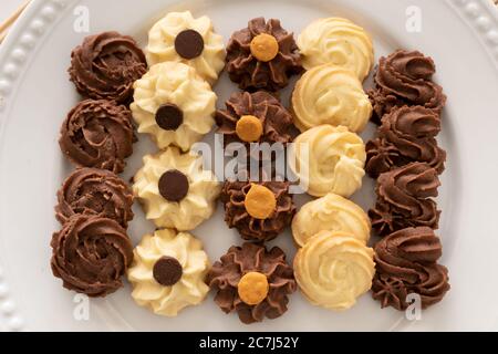 Bite size butter cookies Stock Photo - Alamy